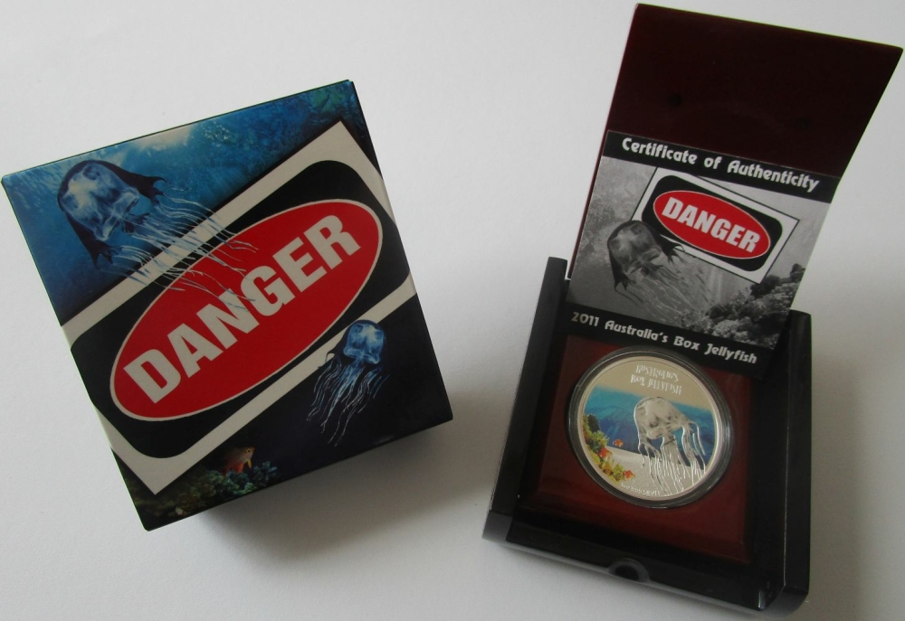 Tuvalu 1 Dollar 2011 Deadly & Dangerous Box Jellyfish 1 Oz Silver - M ...
